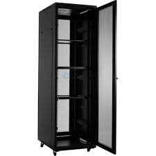 32U – 1670x660x1000 free-standing Networking Cabinet – 2 fans – Treline ...